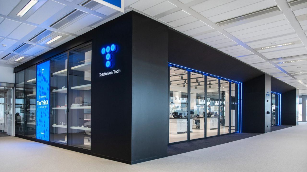 Aline novak nua fotos